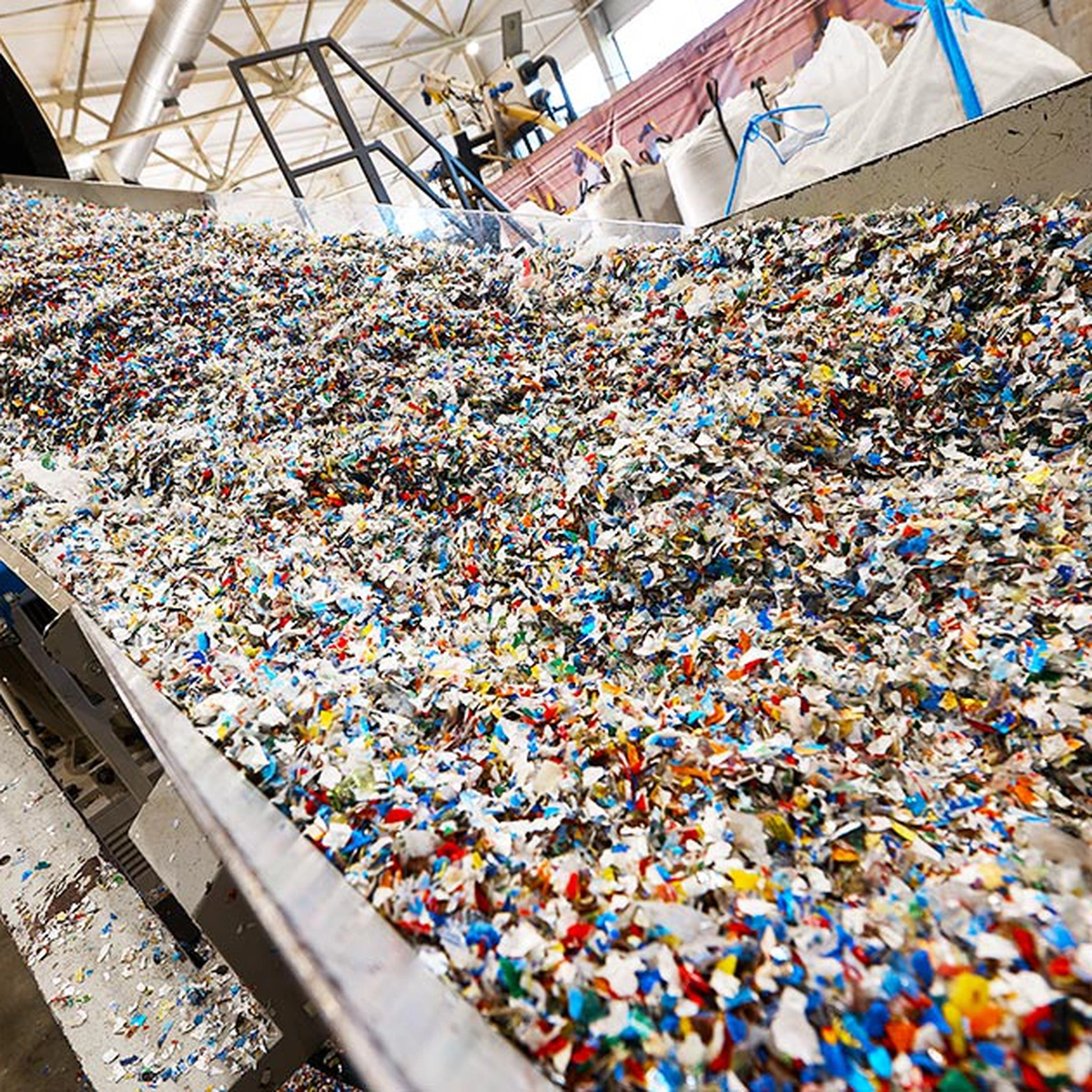 The new Spanish excise tax on non-reusable plastic packaging