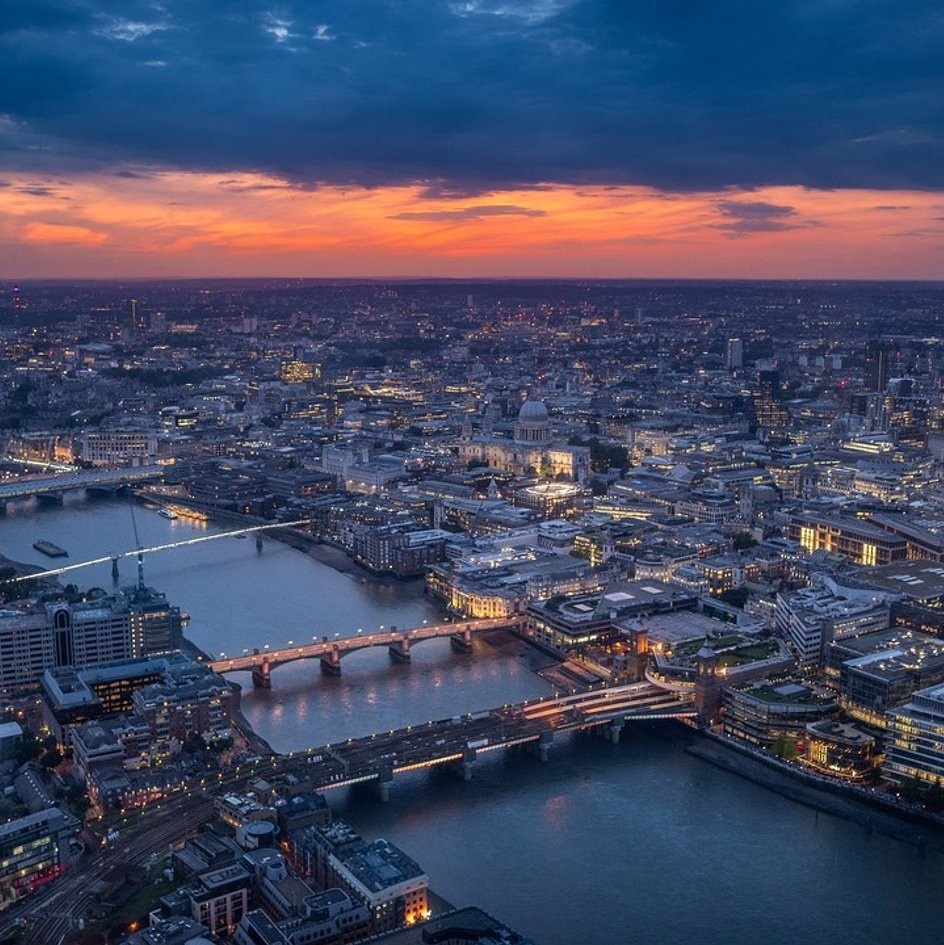 Hiring employees in the UK – what you need to know